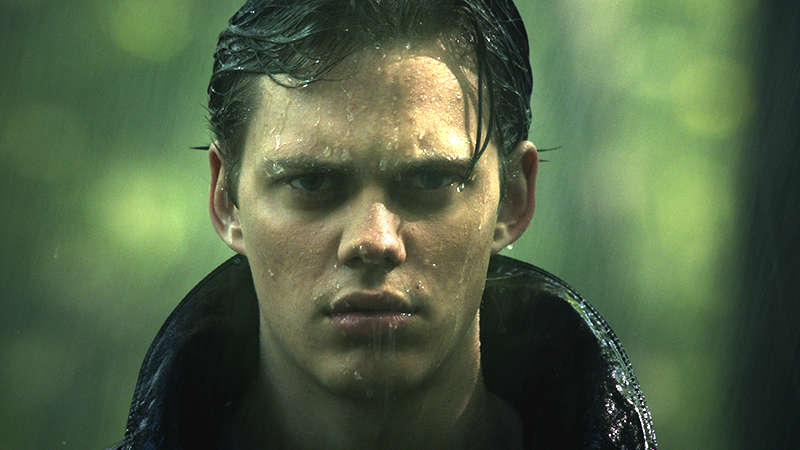 Hemlock Grove Roman Smoking