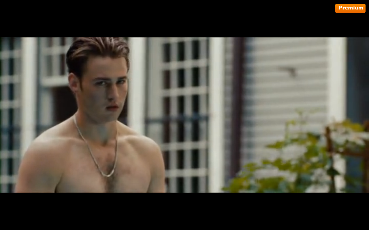 Emory Cohen Shirtless